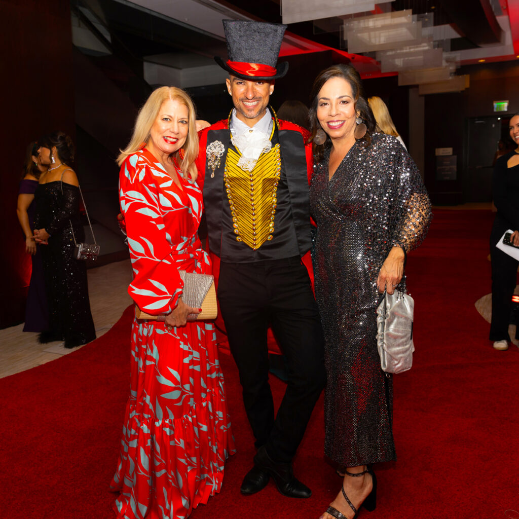 Close Up — Brickell Magazine