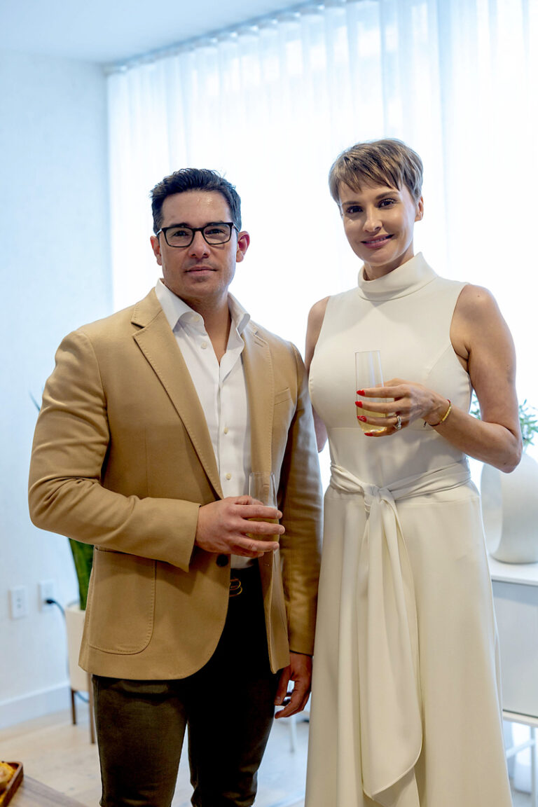 Close Up — Brickell Magazine